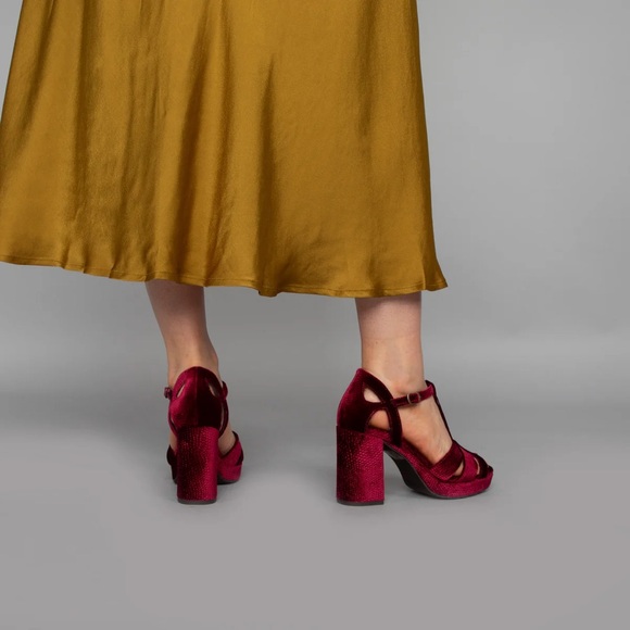 Esska | Shoes | Esska Valerie Heels In Raspberry Velvet | Poshmark